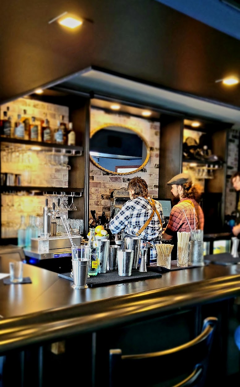 Custom Bar Photos: Unique Designs for Your Space - The Bar Maker